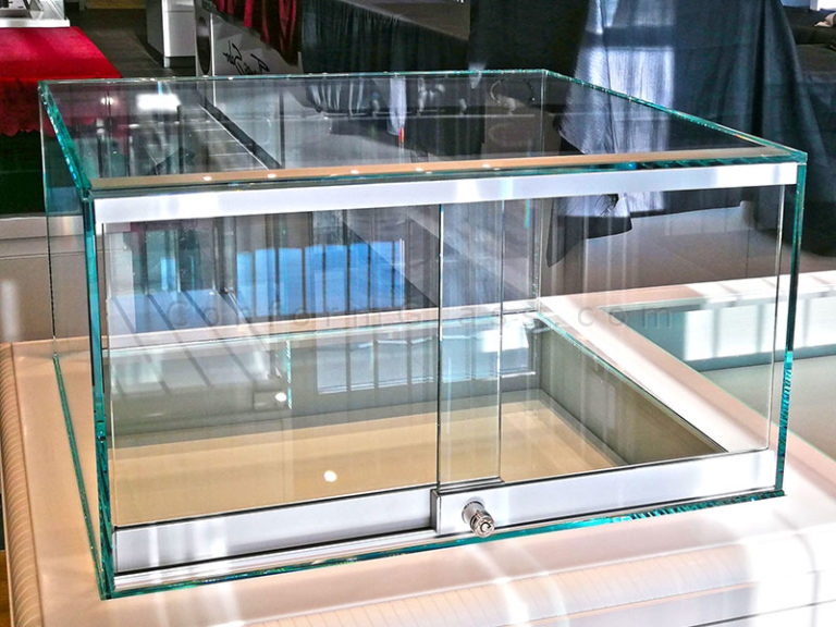 Custom Glass Cabinets, All Glass Showcases and Displays